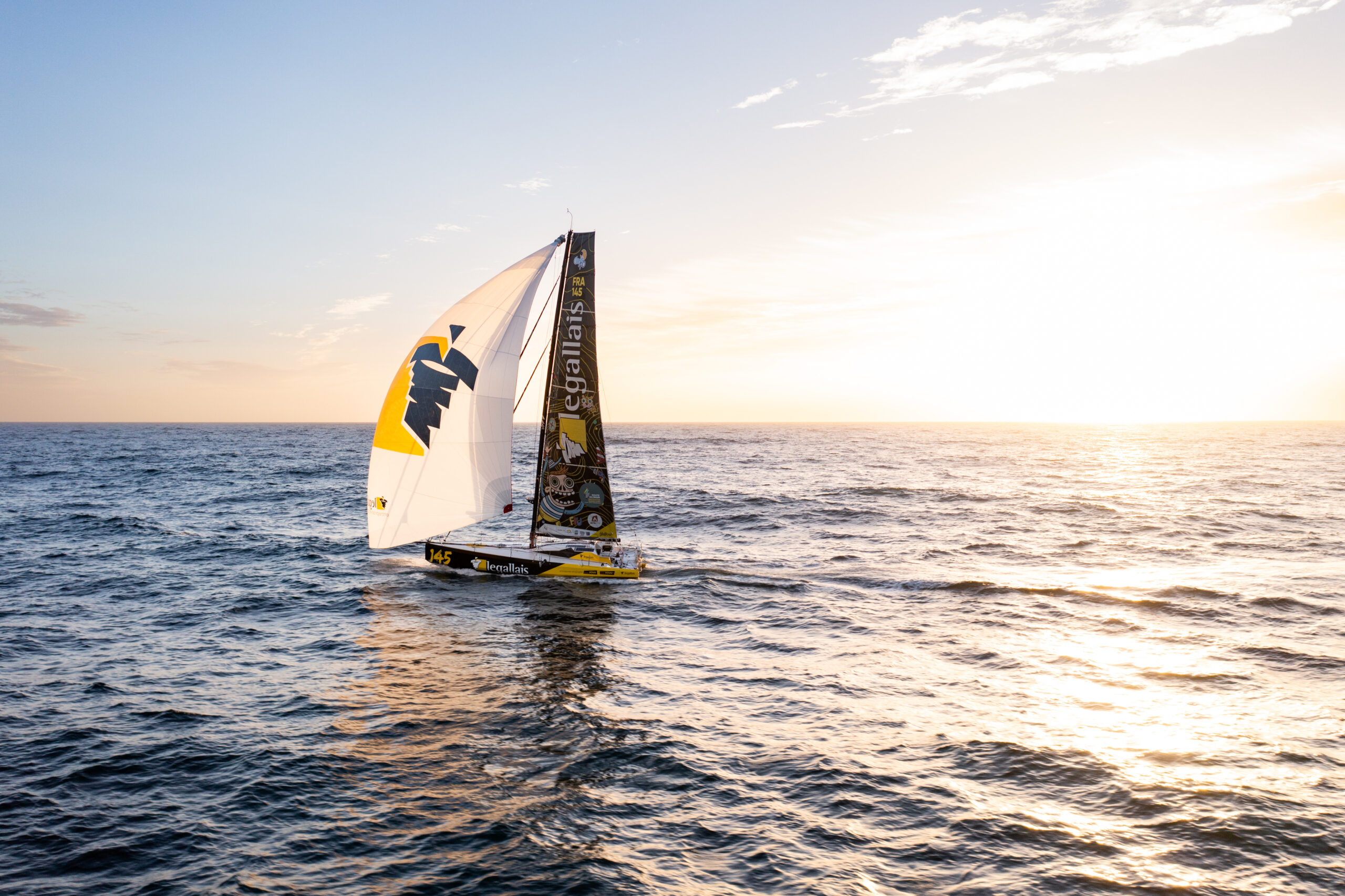 La Legallais Team Voile se classe 10ème au Championnat Class40 2022 ...
