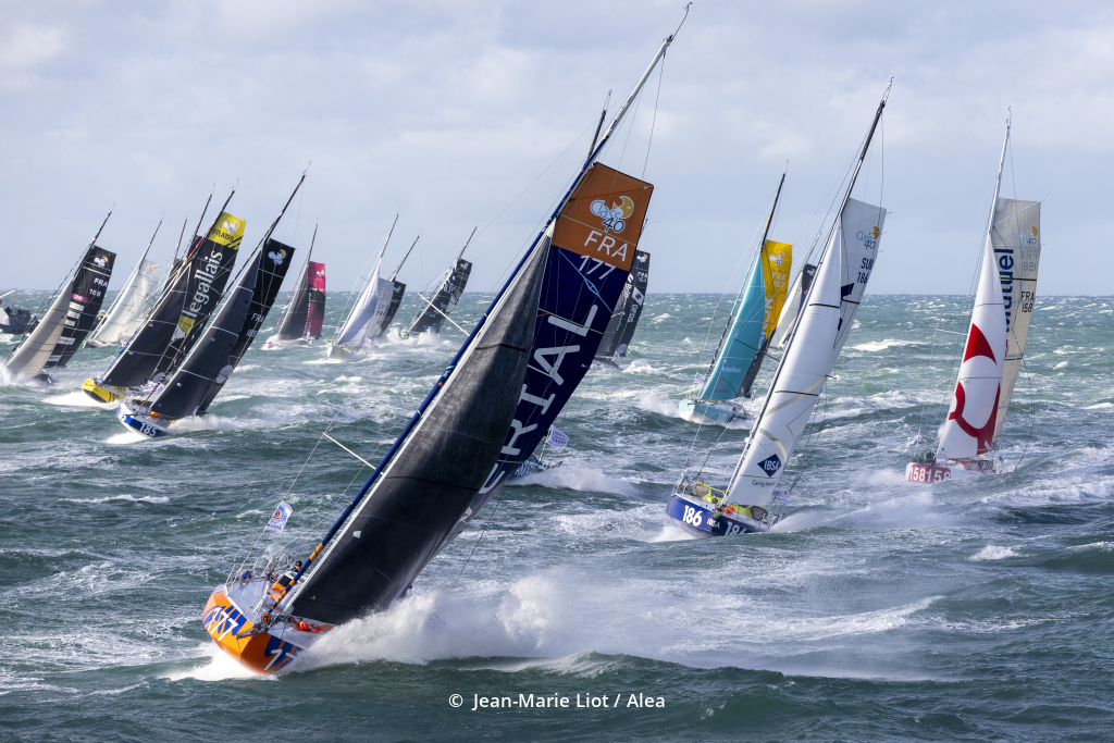 Une 4e place pour LEGALLAIS sur la première étape de la Transat Jacques ...
