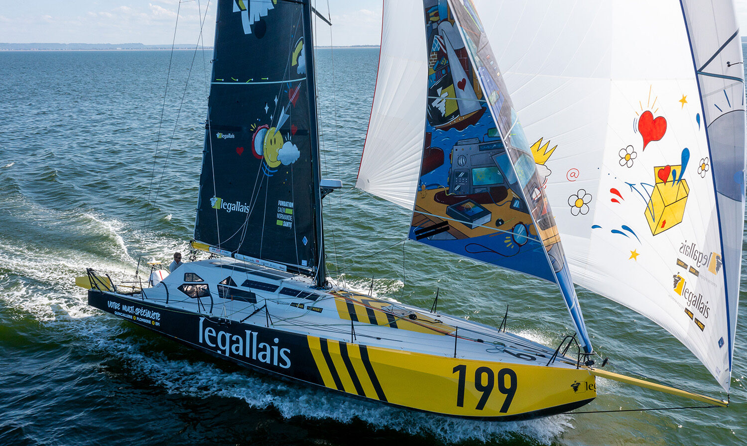 La Legallais Team Voile engagée : 10 000 € reversés à la Fondation CHU ...